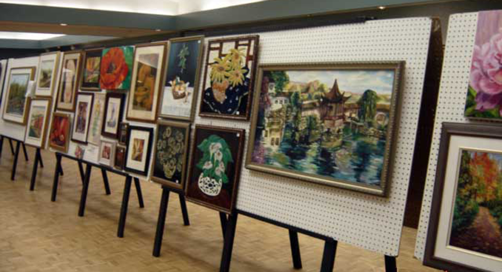 About Us – Yunhong Art Studio